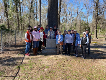 “Friends of Congaree Swamp” Visited the Grounds of the Denley Cemetery